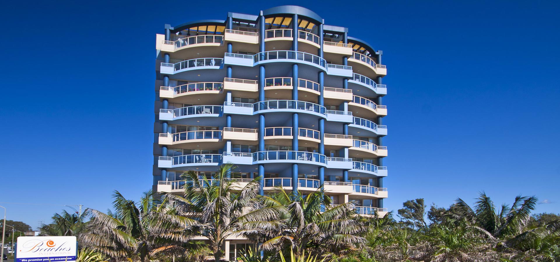 Forster Luxury Apartments - Beaches International